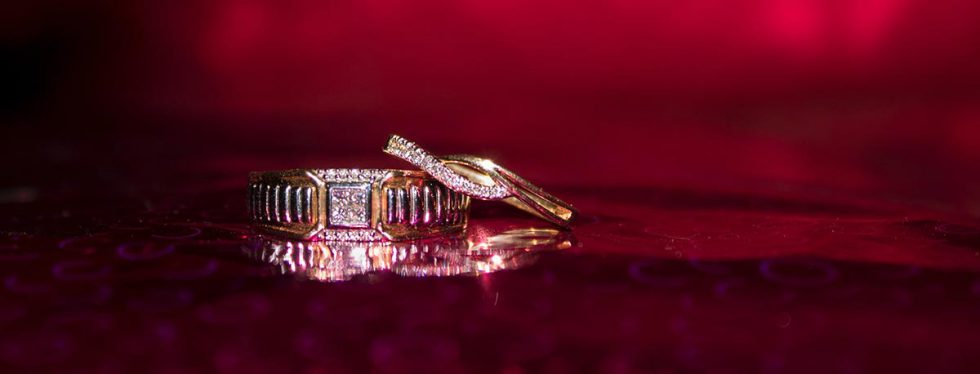 The 11 Best Backgrounds for Jewelry Photography in 2026