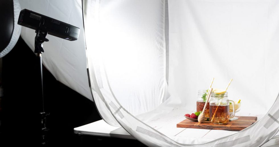 How to Choose the Perfect Background Color For Product Photos